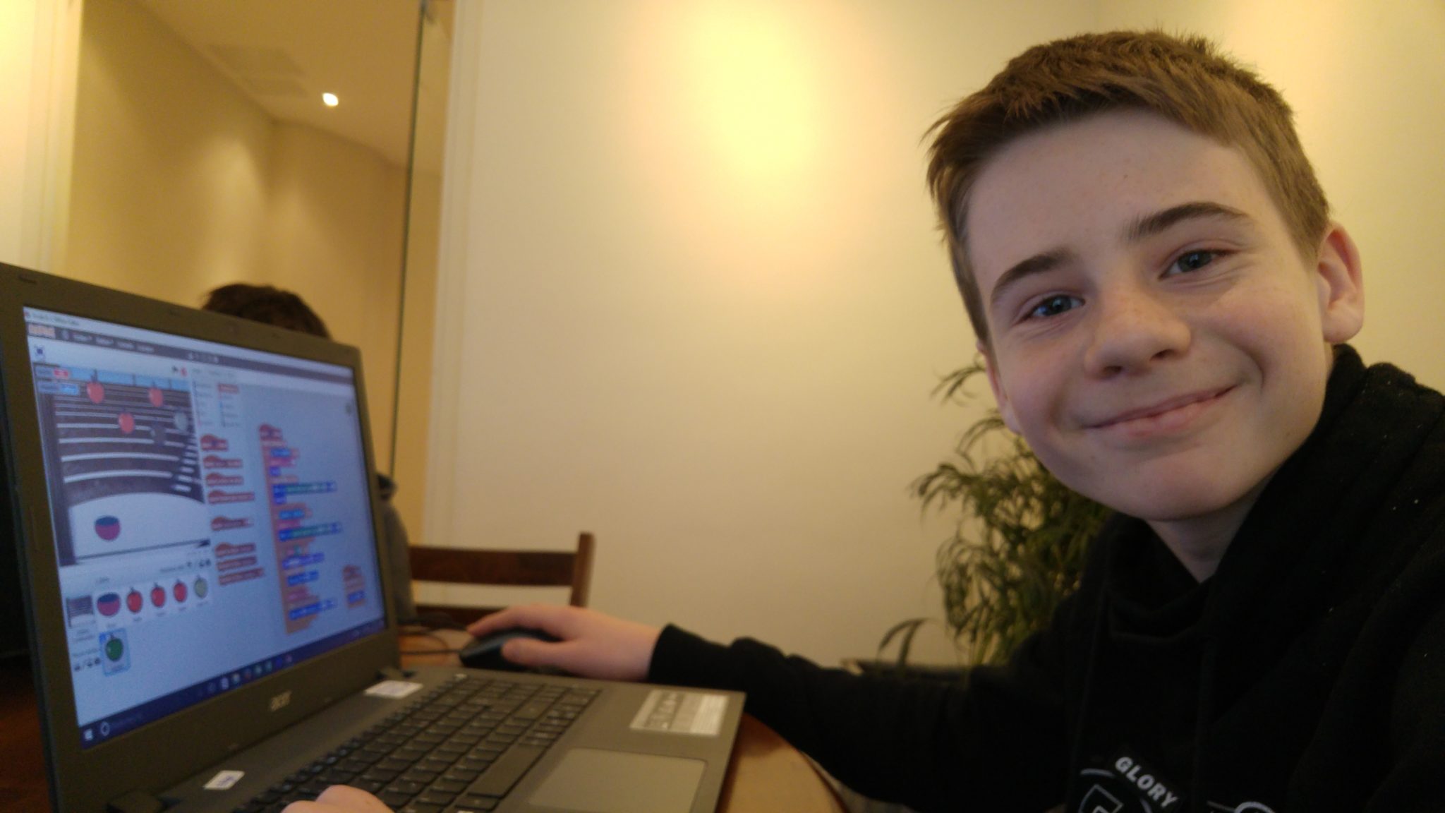 Qui sommes-nous ? Fun Tech Adventures - Stages programmation enfants